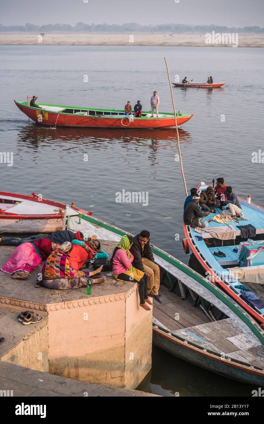 Pilgrims on the bank of the river Ganga, Varanasi, India, Asia Stock ...