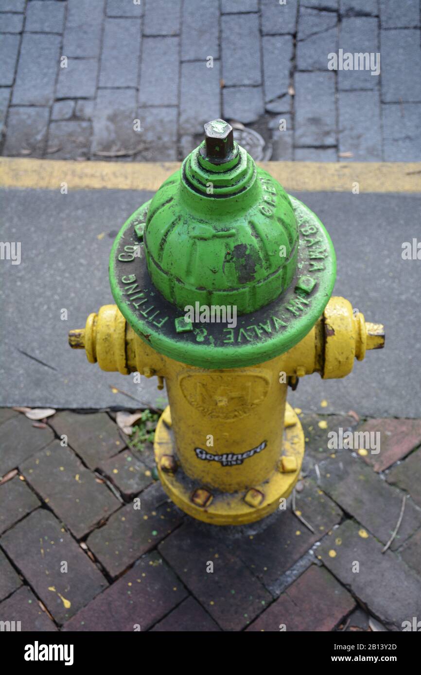 Old fire hydrant hi-res stock photography and images - Alamy