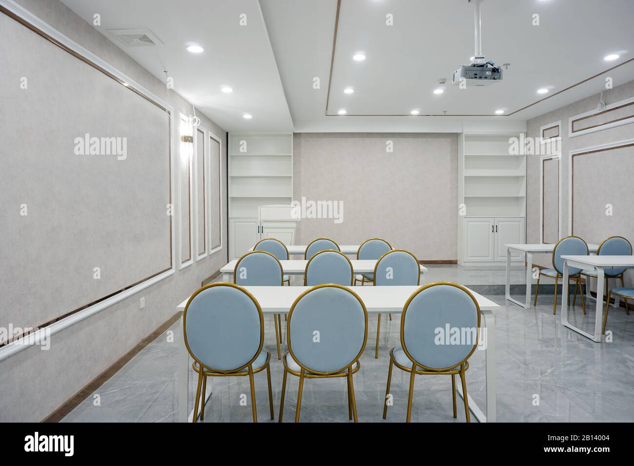 A small, empty conference room Stock Photo - Alamy