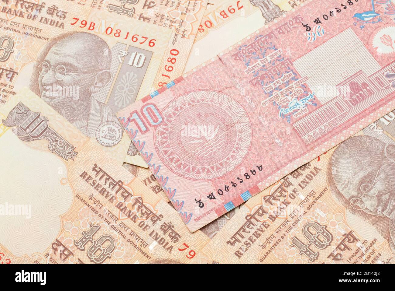 Bangladesh Taka Bank Notes High Resolution Stock Photography and Images ...