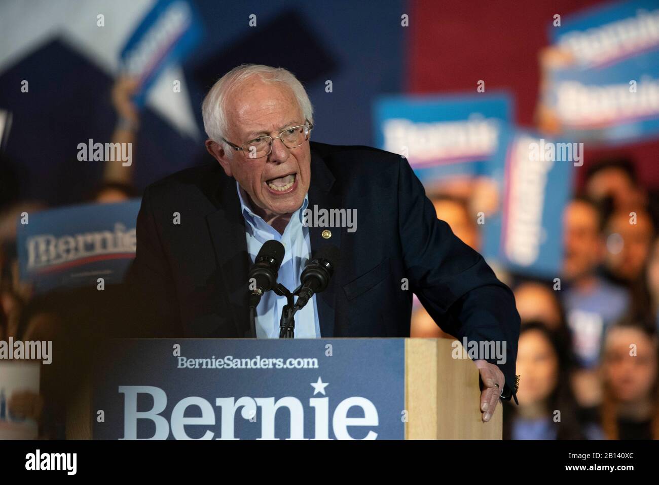 Animated signs hi-res stock photography and images - Alamy