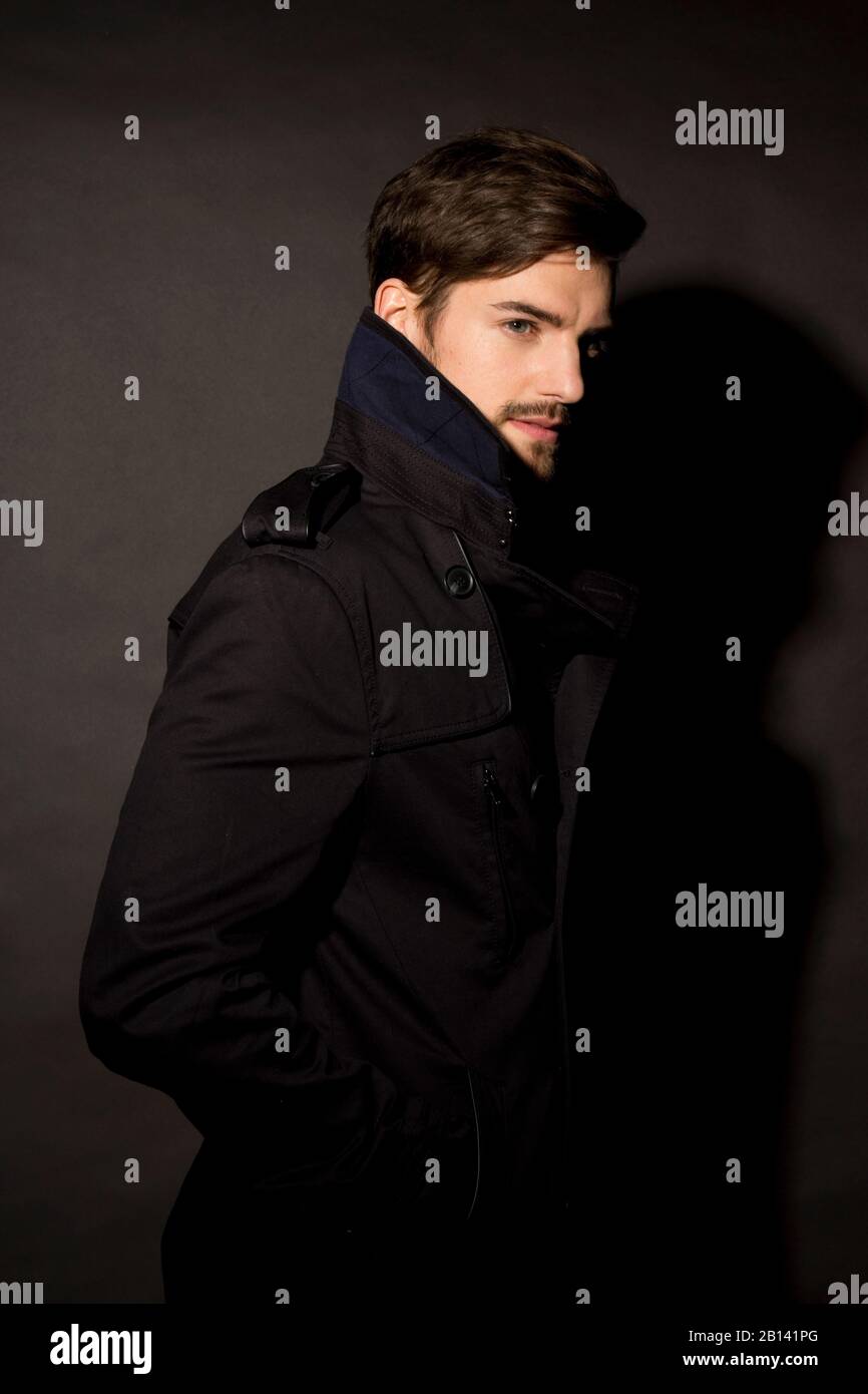 Man wearing coat portrait hi-res stock photography and images - Alamy