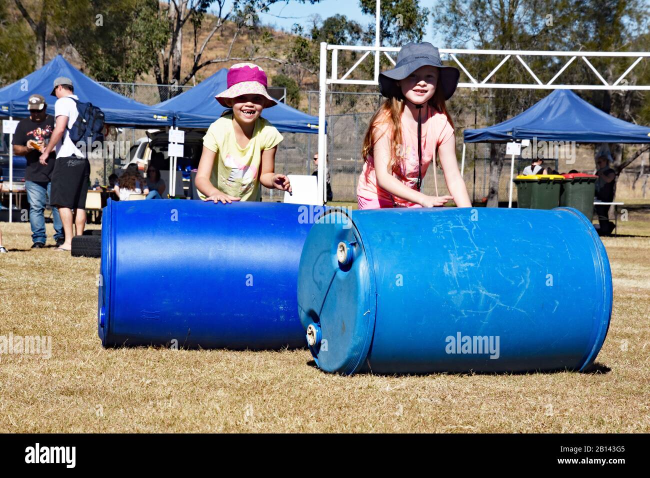 Barrel race hi-res stock photography and images - Alamy