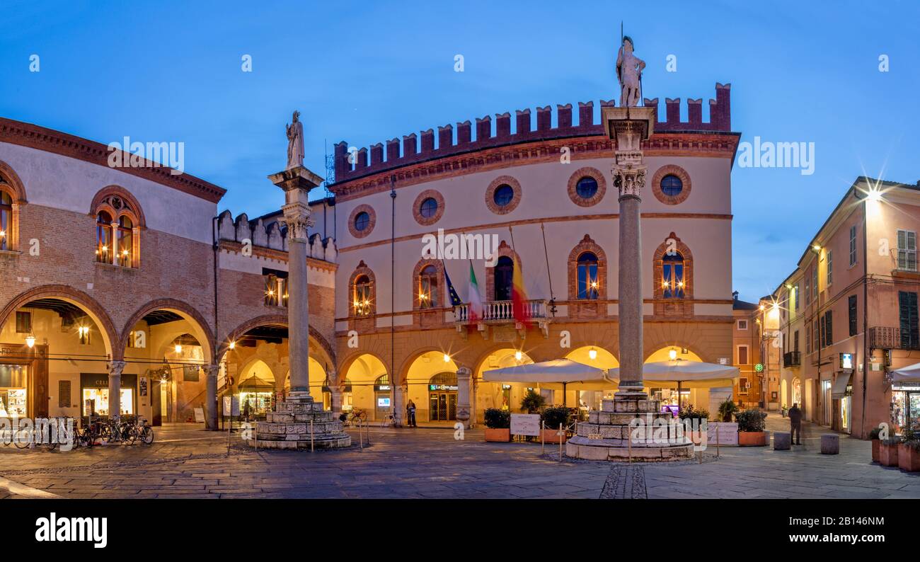 Ravena hi-res stock photography and images - Alamy