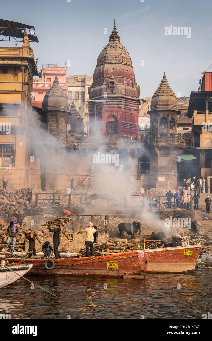 traditional funeral on the banks of the river Ganges, VAranasi, India ...