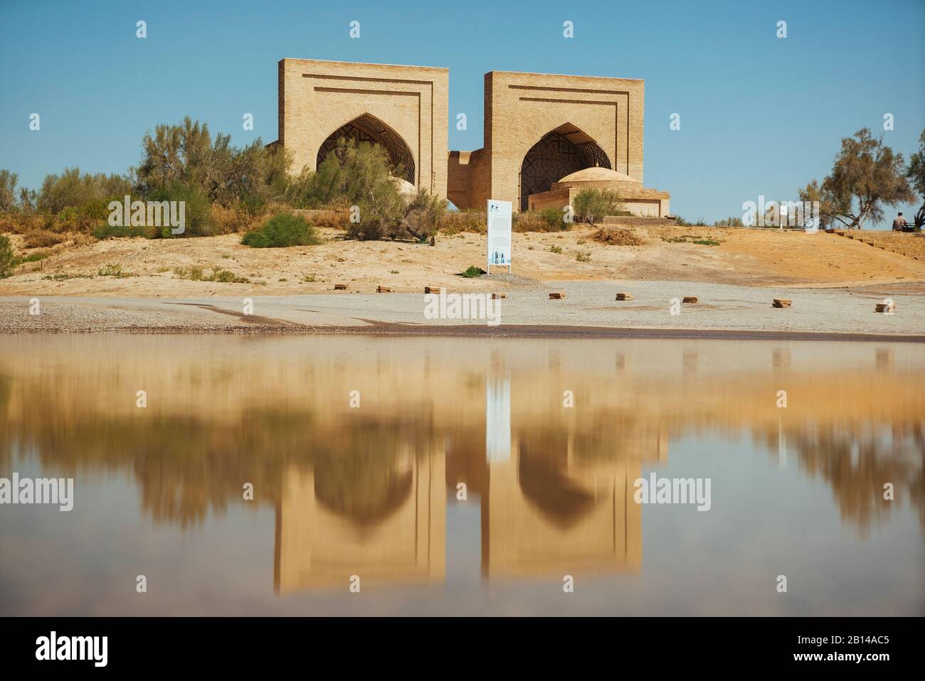 Merw hi-res stock photography and images - Alamy