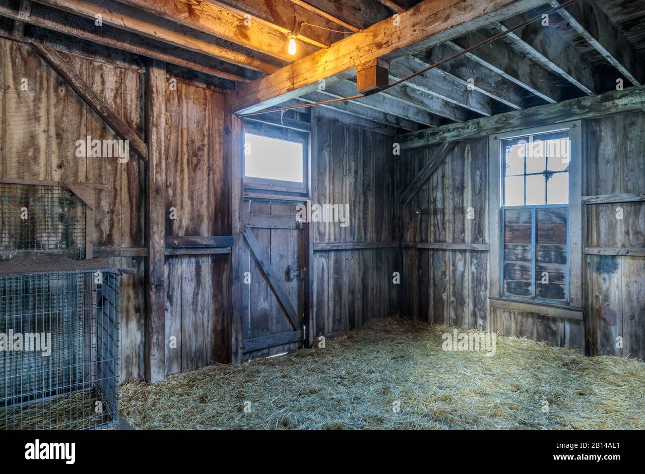 Old barn interior hay hi-res stock photography and images - Alamy