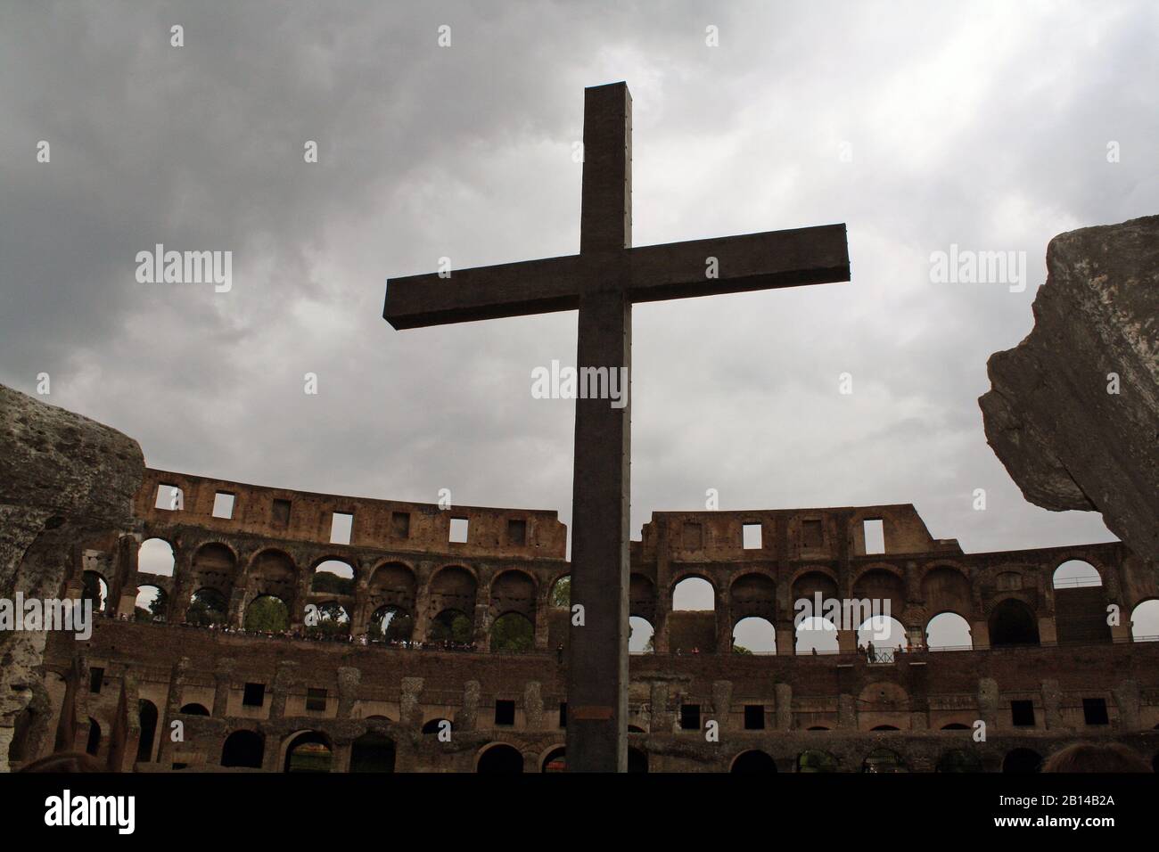 Roman crosses hi-res stock photography and images - Alamy