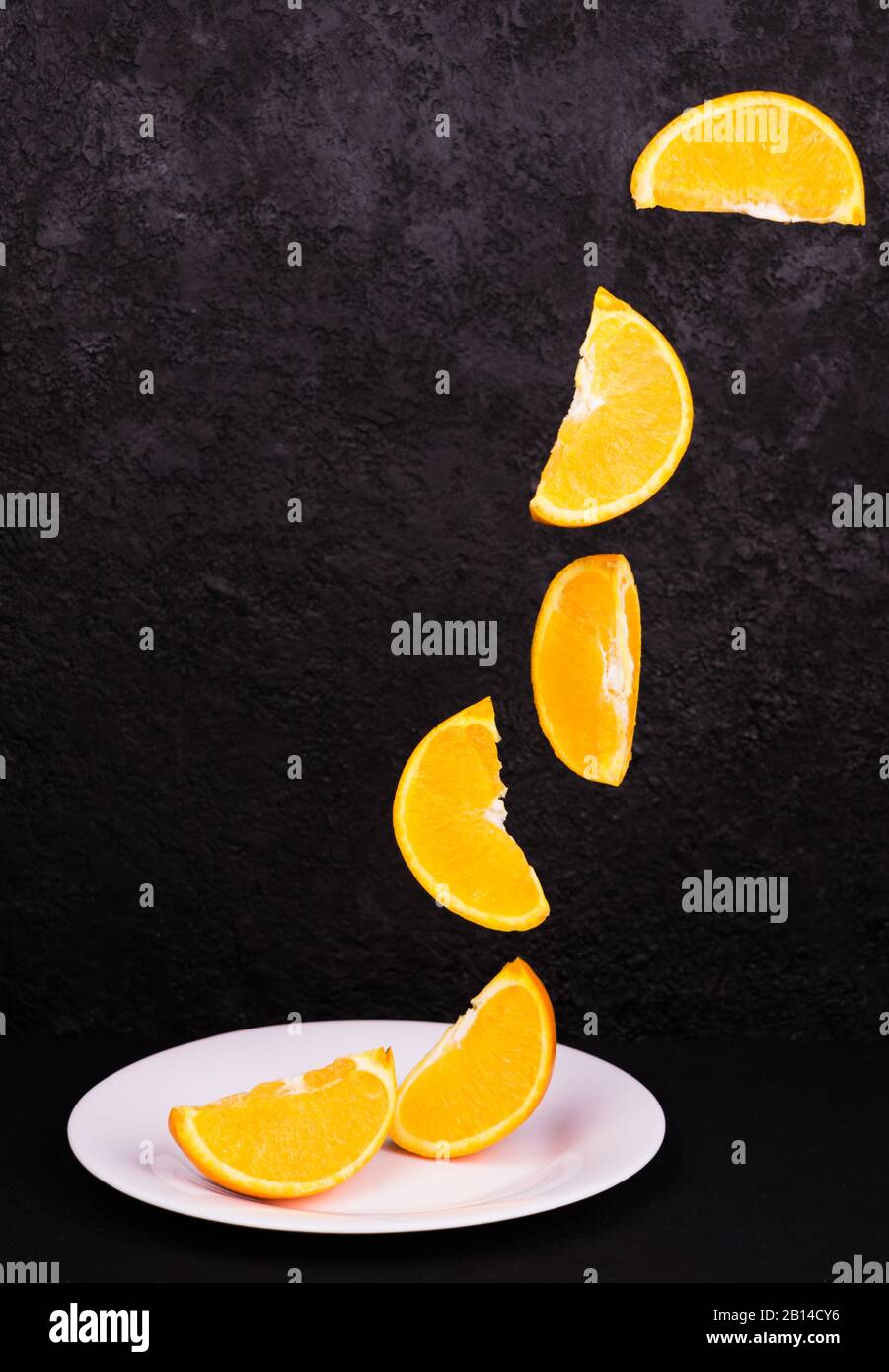 Flying plate and object hi-res stock photography and images - Alamy