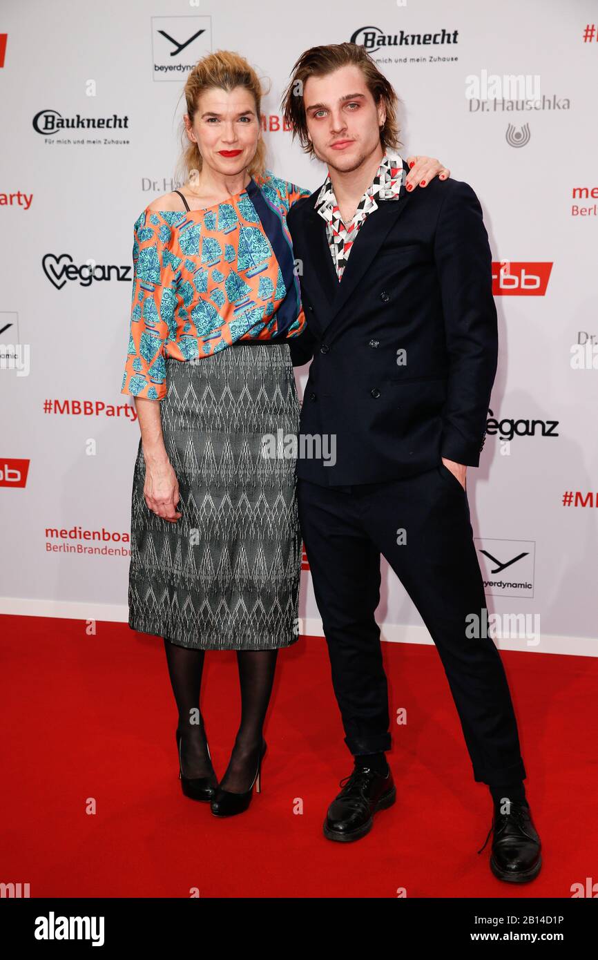 Anke engelke 2020 hi-res stock photography and images - Alamy