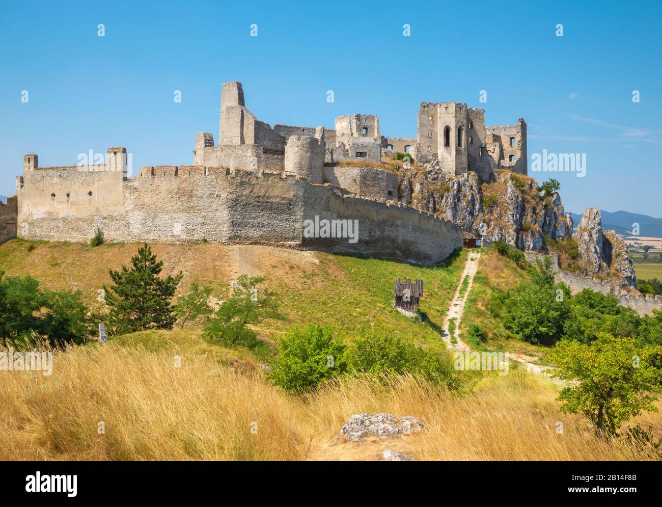 Medieval monument hi-res stock photography and images - Alamy