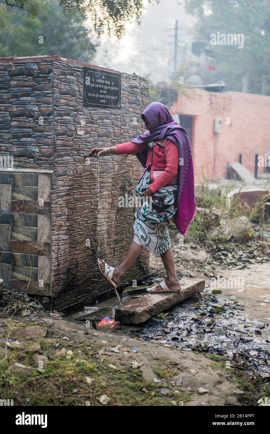 Poeople hi-res stock photography and images - Alamy