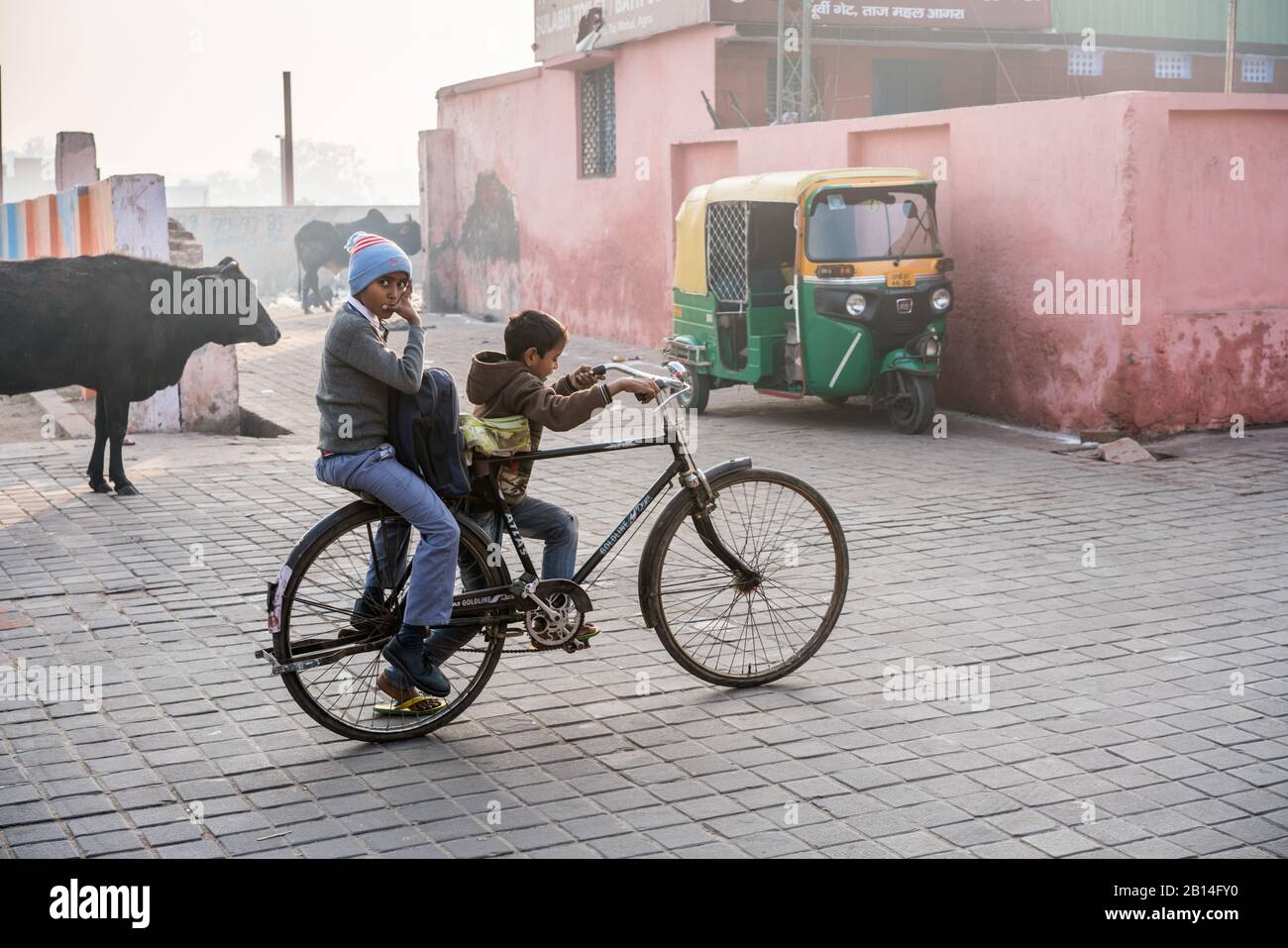 Poeople person hi-res stock photography and images - Alamy