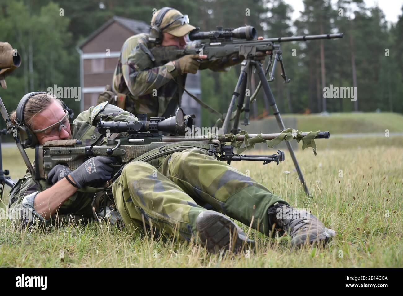 Europe best sniper team hi-res stock photography and images - Alamy