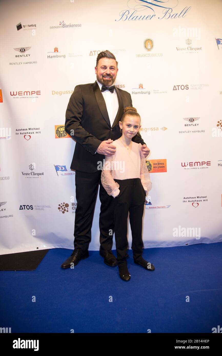 Giorgia Balke und Anthony Bauer Jr beim 23. Blauen Ball 2020 im Hotel ...