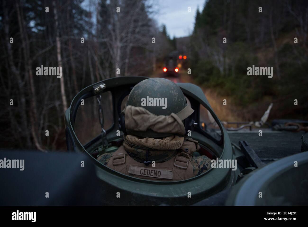 Amphibious assault vehicle crewman hi-res stock photography and images ...