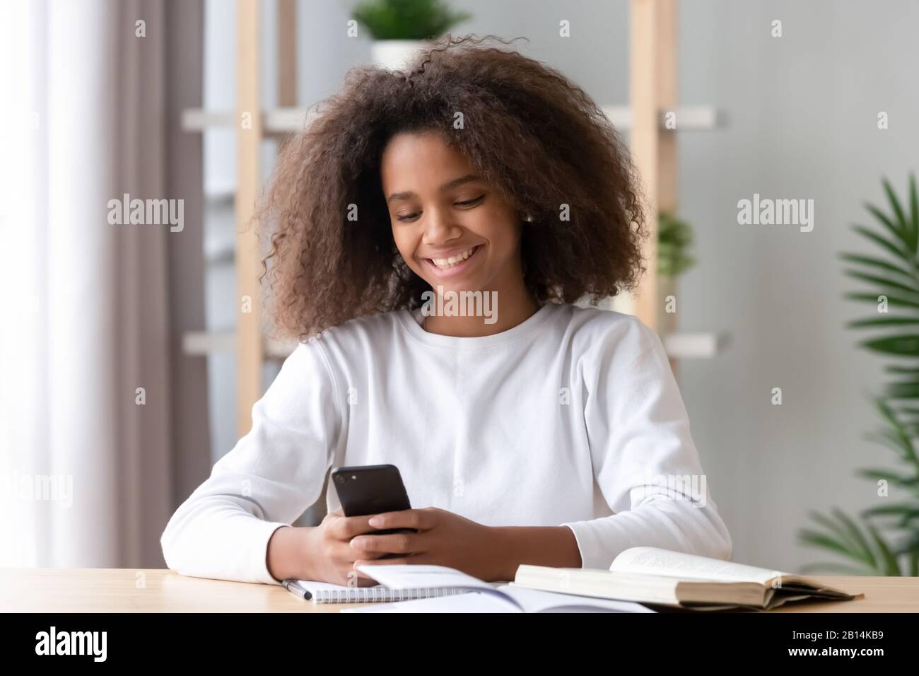 Child study cell hi-res stock photography and images - Alamy