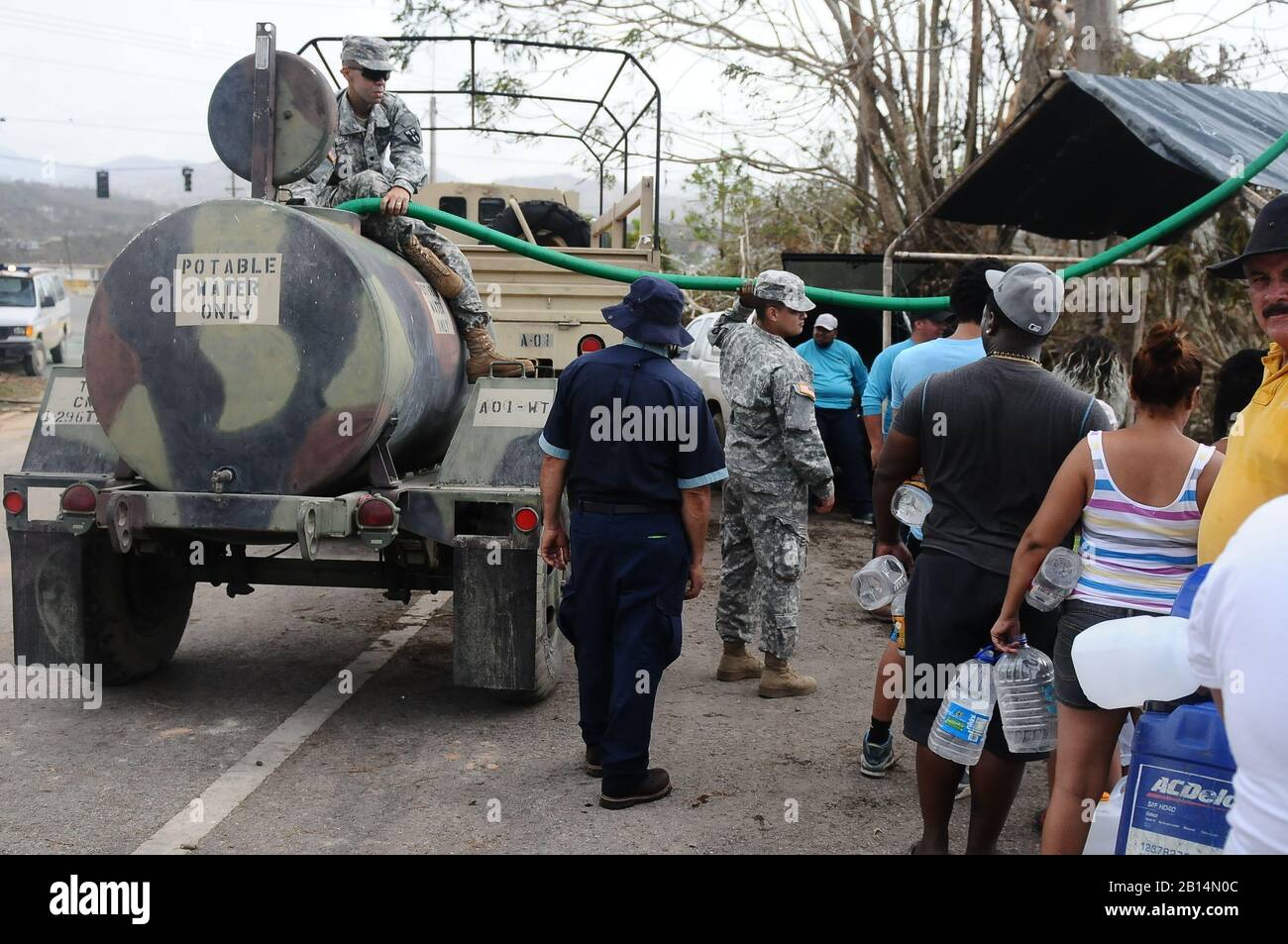 U s soldier puerto rico army hi-res stock photography and images - Alamy
