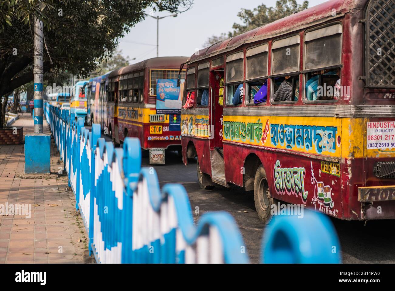 Bus kolkata hi-res stock photography and images - Alamy