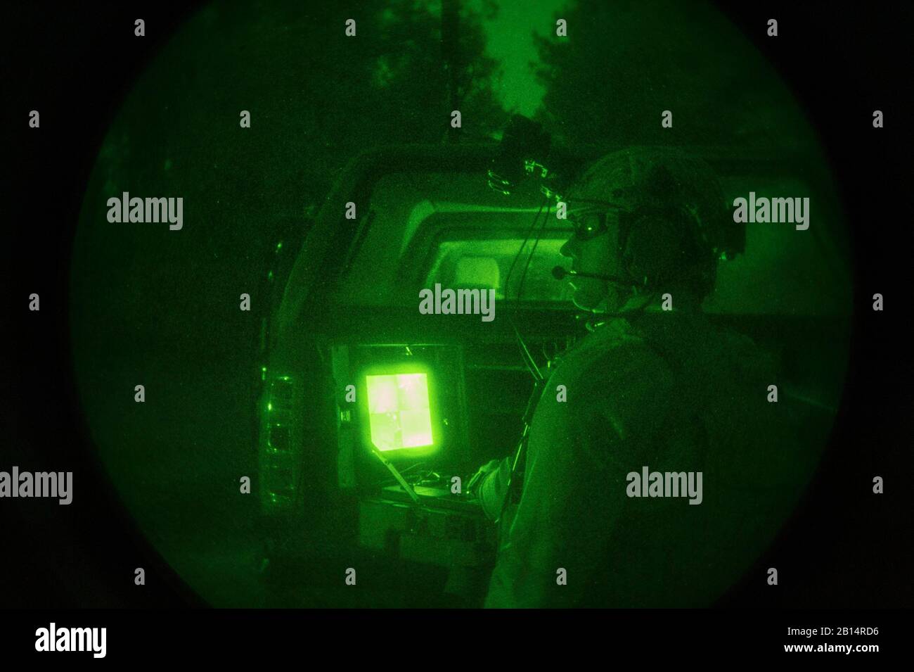 U S Navy Eod Technicians High Resolution Stock Photography and Images ...