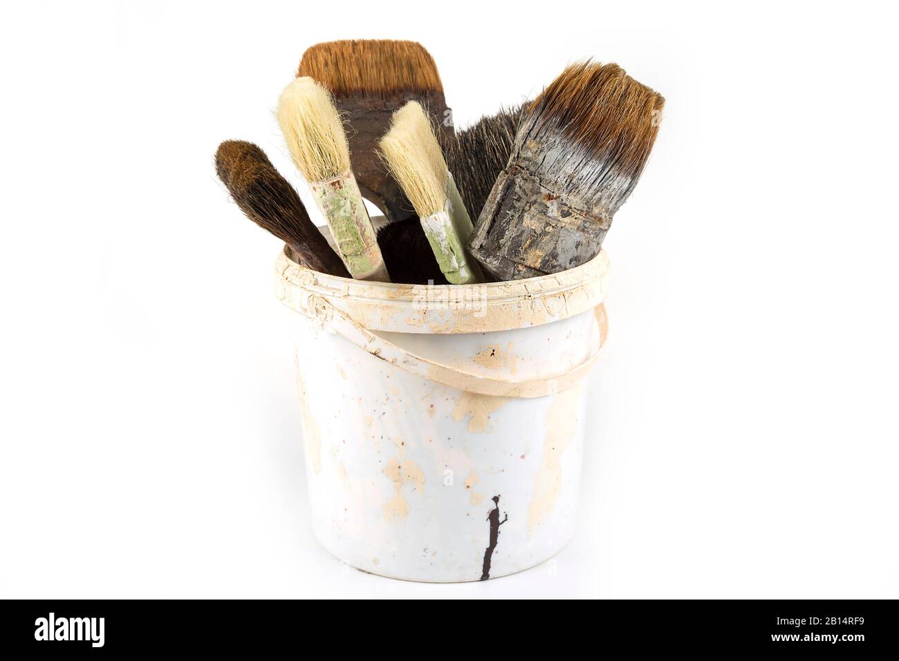 Old used paint brushes in the bucket Stock Photo - Alamy