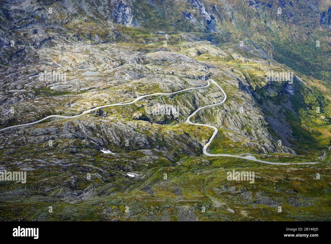 Geiranger Walkway. This is what it looks like at the top looking away ...