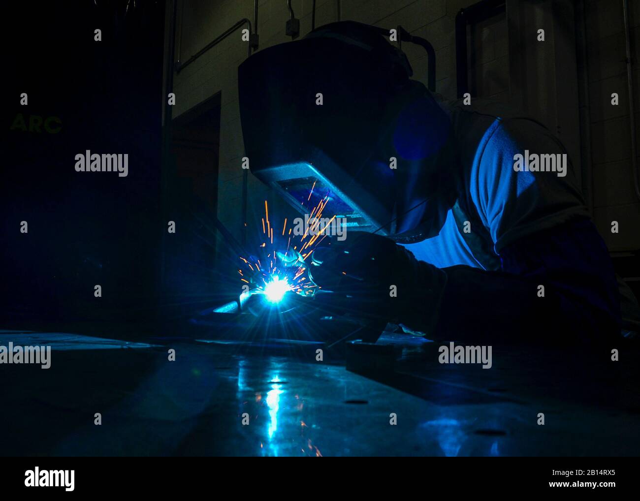 Fuse silhouette hi-res stock photography and images - Alamy