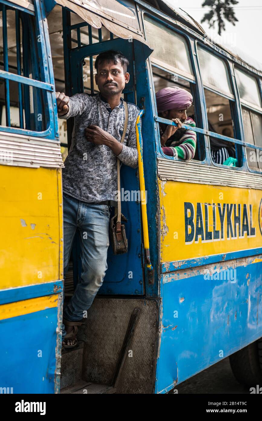 Local bus in the street of the Kolkata, India, Asia Stock Photo - Alamy