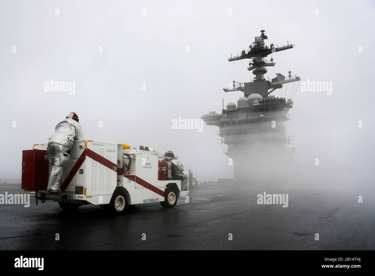 Flight Deck Uniform High Resolution Stock Photography and Images - Alamy