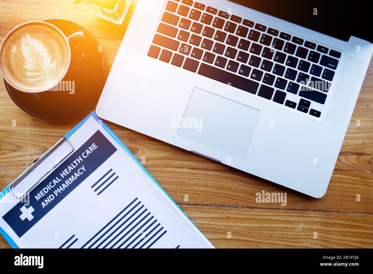 Medical health life insurance hi-res stock photography and images - Alamy