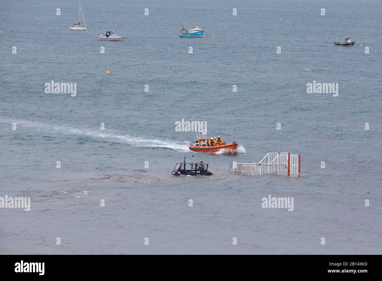 Rnli launch and recovery vehicle hi-res stock photography and images ...