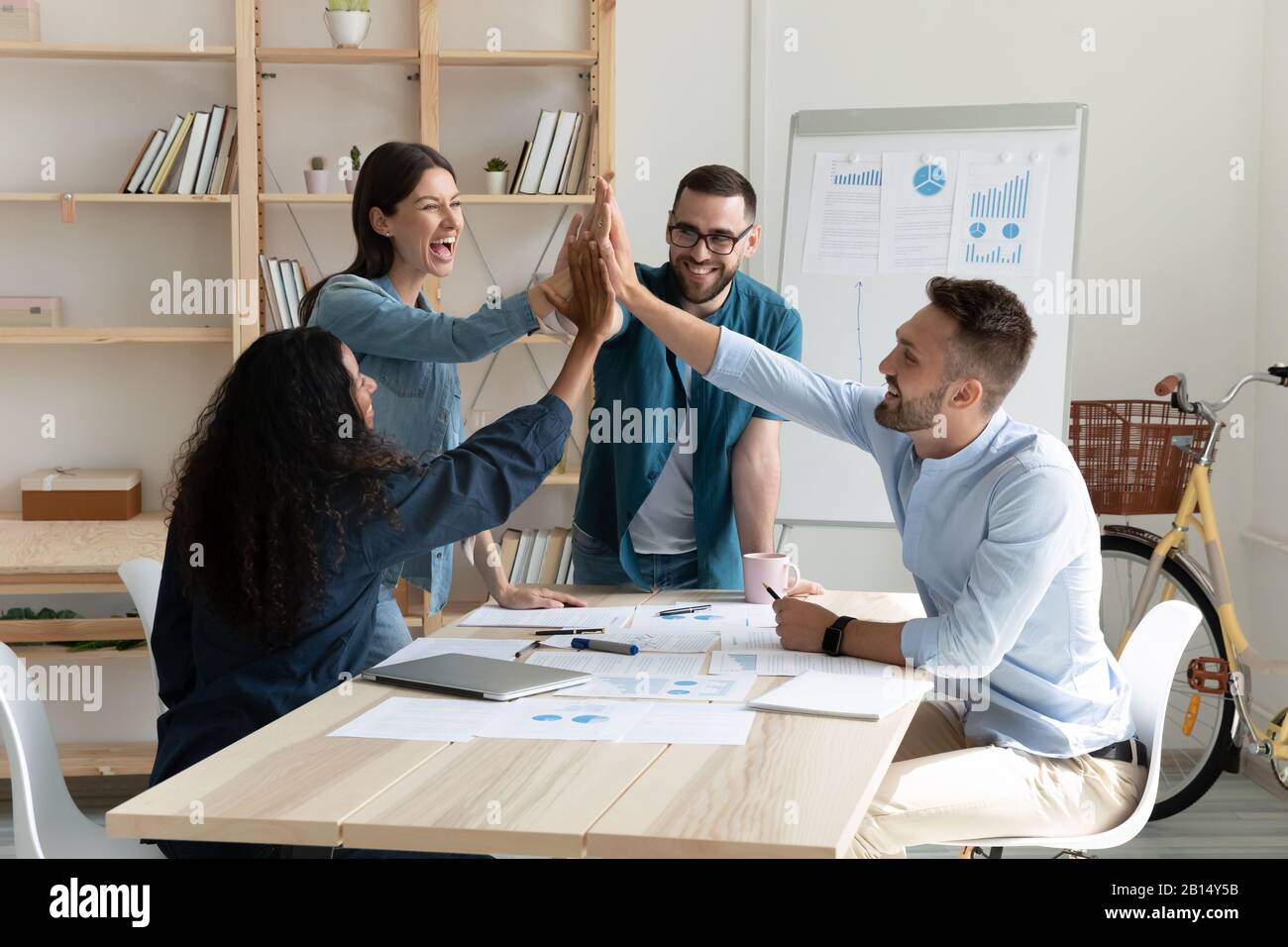 Overjoyed business employees hi-res stock photography and images - Alamy