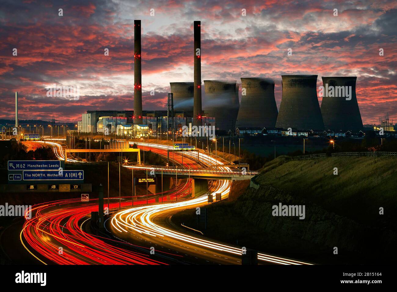 Ferrybridge power station hi-res stock photography and images - Alamy