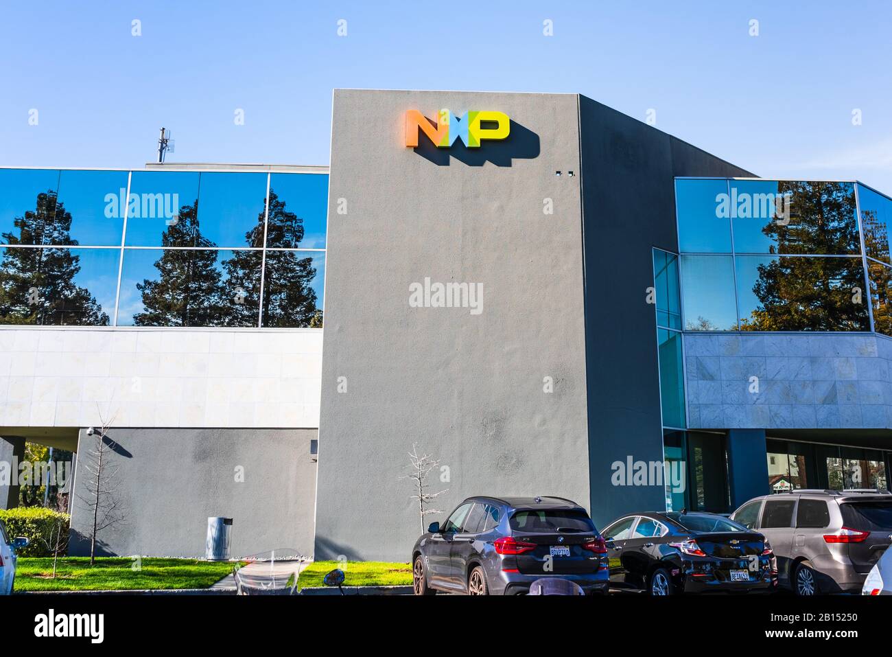 V tech logo hi-res stock photography and images - Alamy