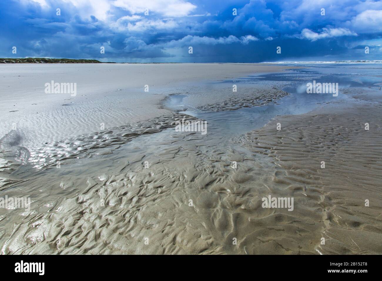 rain clouds over the North Sea, Netherlands, Frisia, Vlieland Stock ...