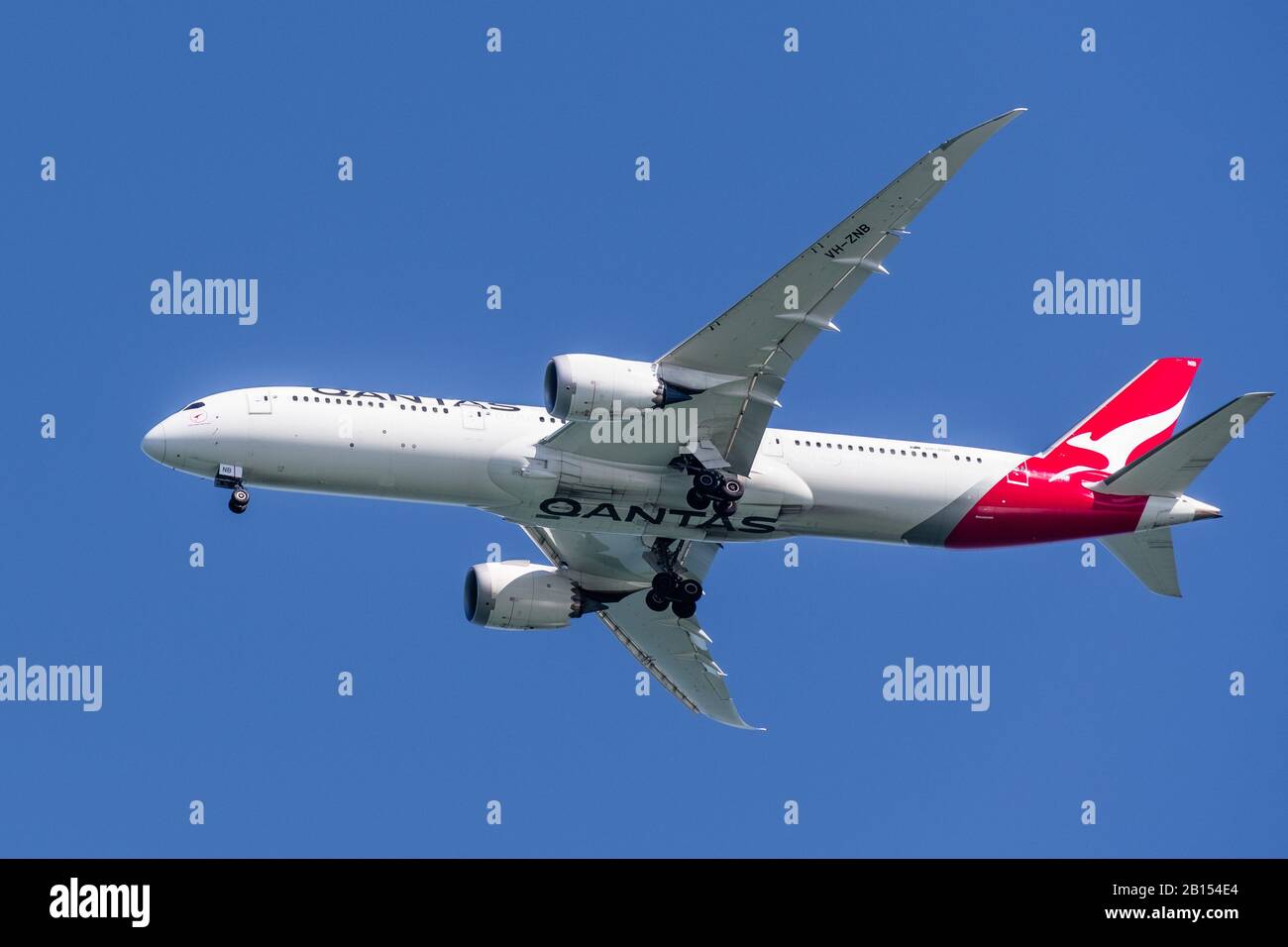 Qantas Airlines Logo