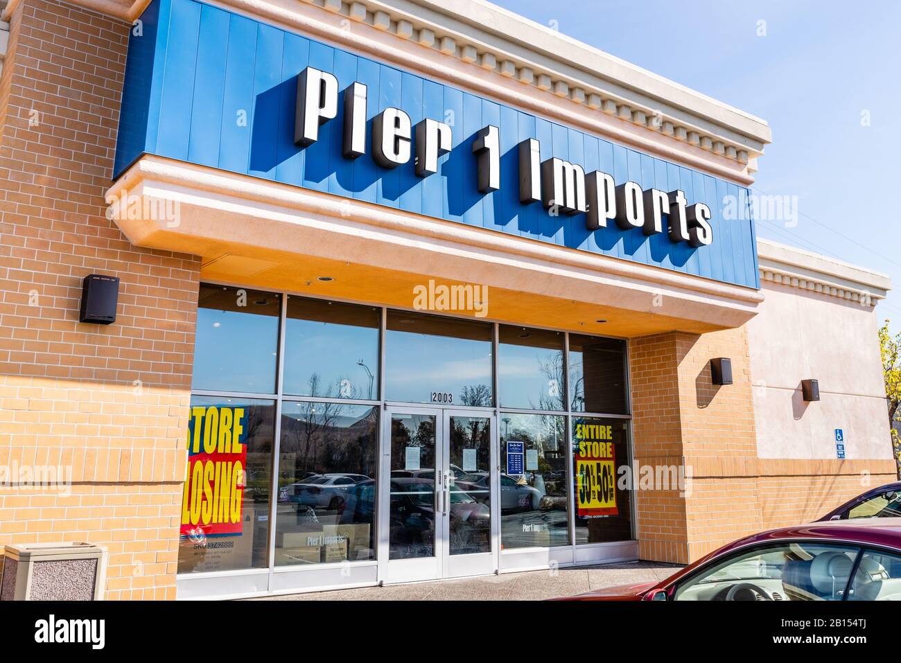 Pir symbol hi-res stock photography and images - Alamy