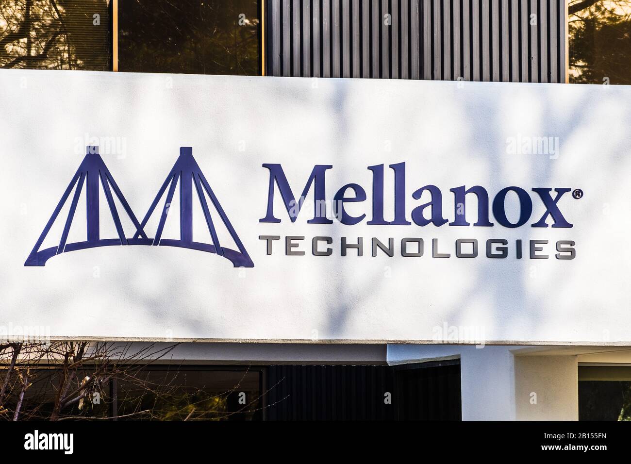 Technologies logo hi-res stock photography and images - Alamy