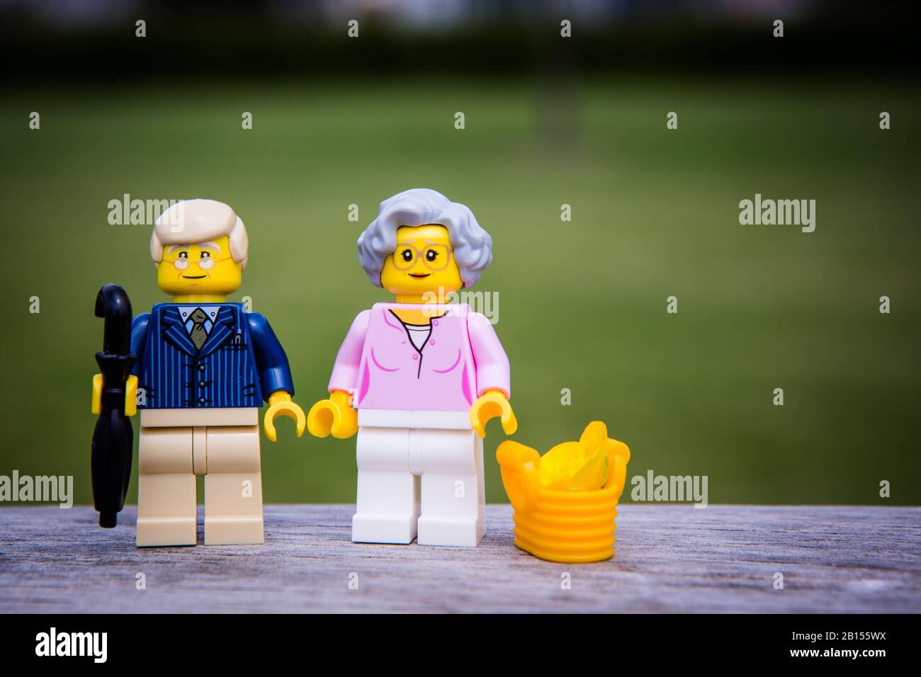 Lego old man hi-res stock photography and images - Alamy