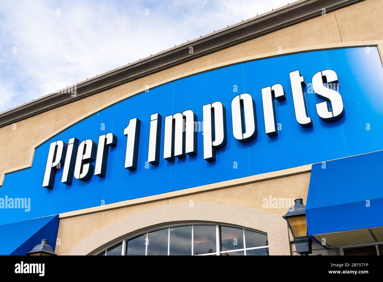 Pir symbol hi-res stock photography and images - Alamy