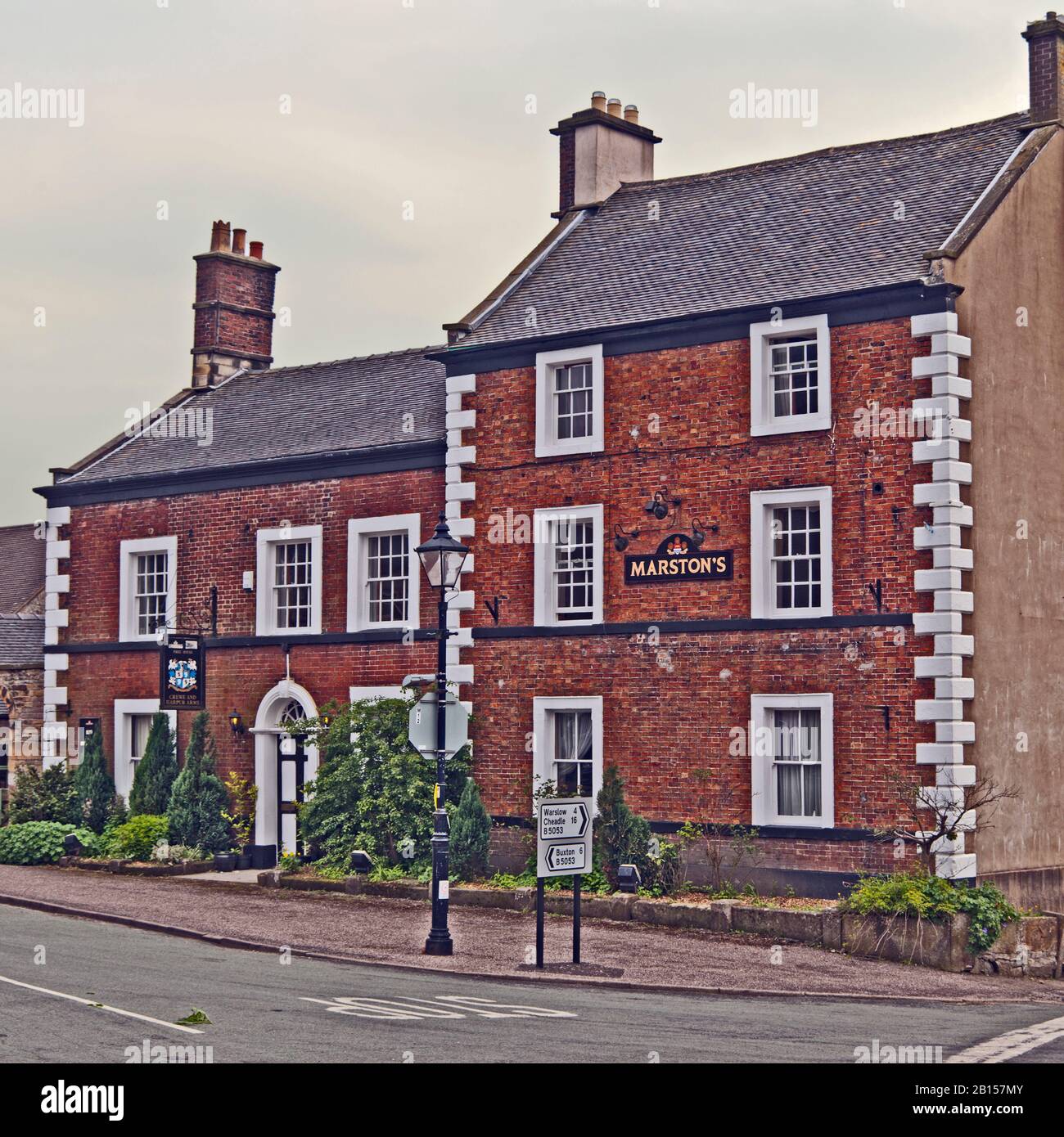 Longnor hotel hi-res stock photography and images - Alamy
