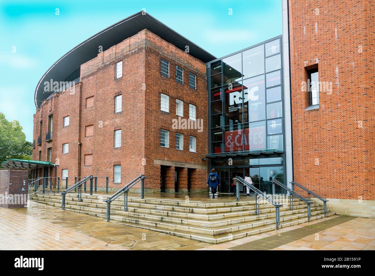 The Royal Shakespeare Company Theatre main entrance in Stratford upon ...