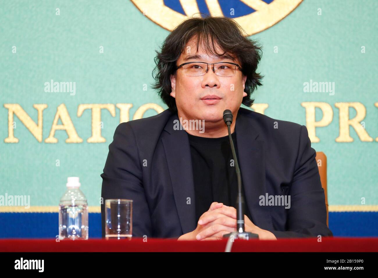 Parasite movie oscar hi-res stock photography and images - Alamy