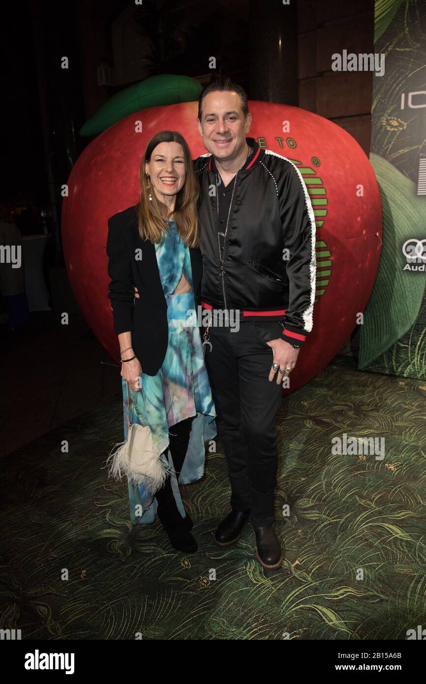 Berlin, Germany. 22nd Feb, 2020. Alec Völkel and Johanna come to the ...