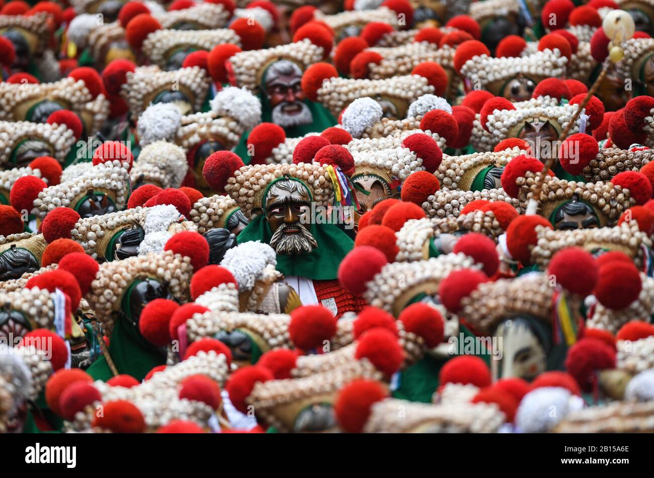 Elzach, Germany. 23rd Feb, 2020. Hundreds of fools of the Elzacher ...