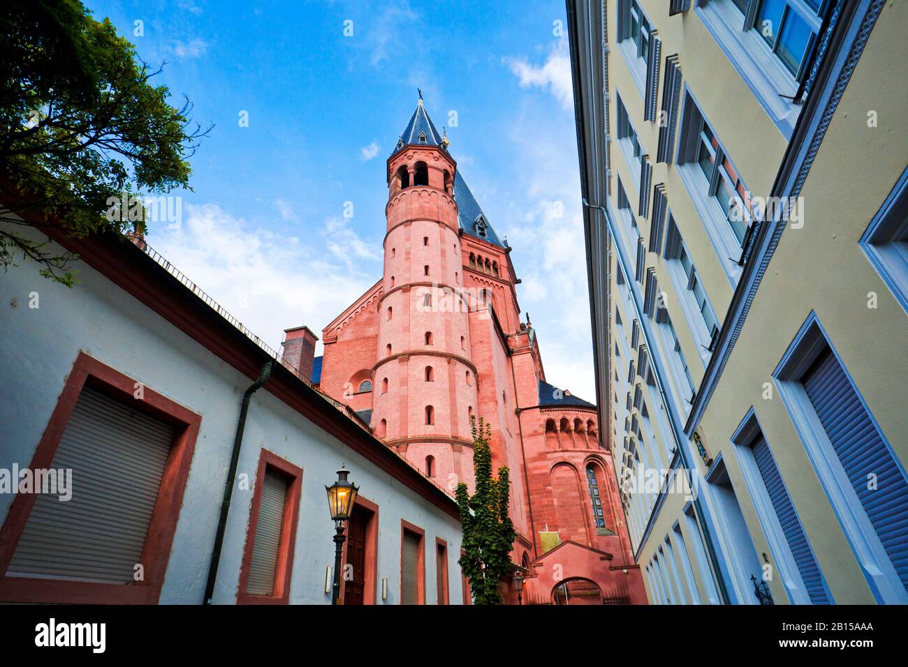 Mainz cathedral ceiling hi-res stock photography and images - Alamy