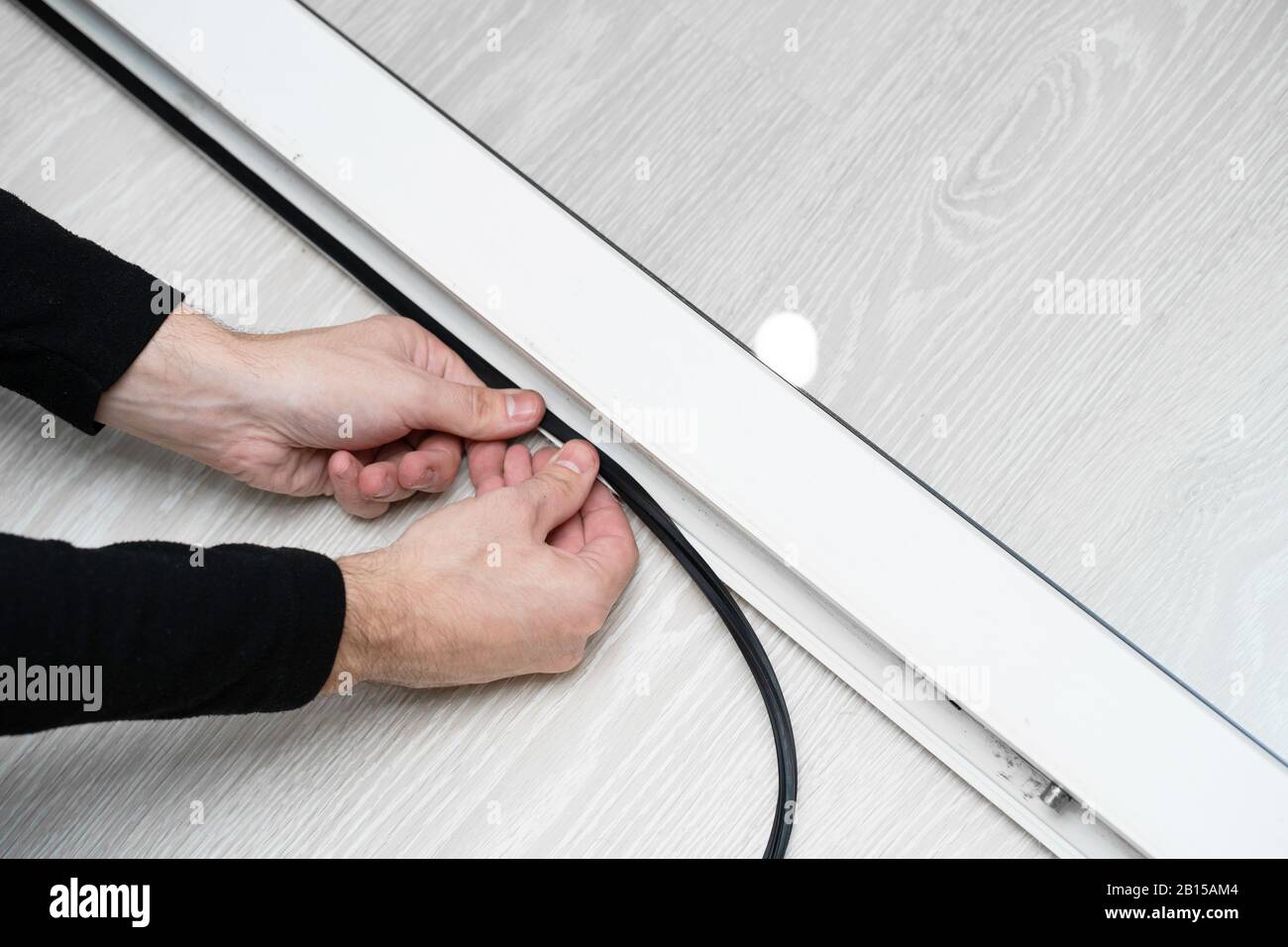 Professional master at repair and installation of windows, changes ...