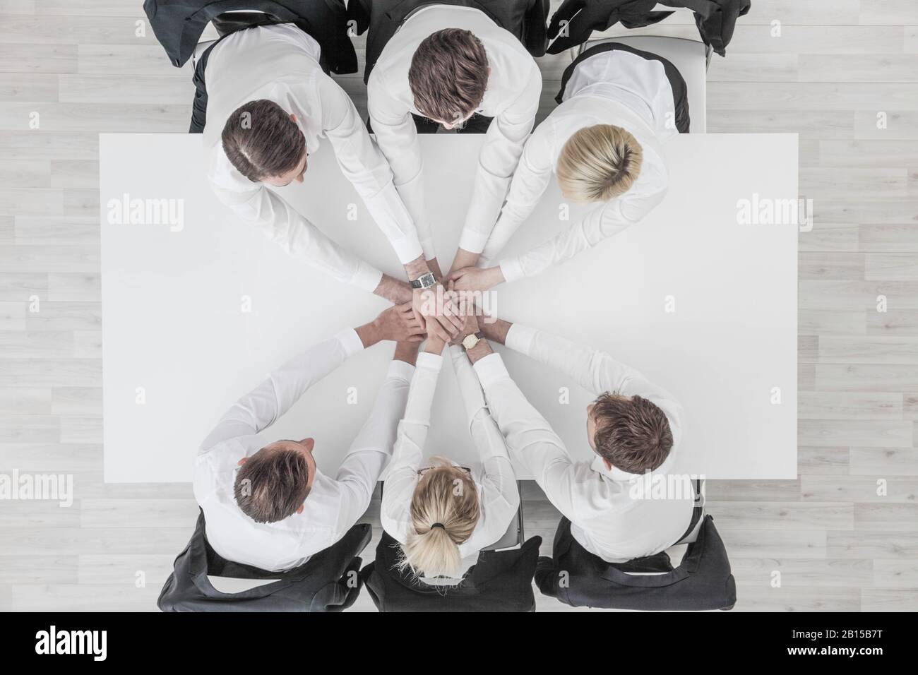 Unity and table hi-res stock photography and images - Alamy