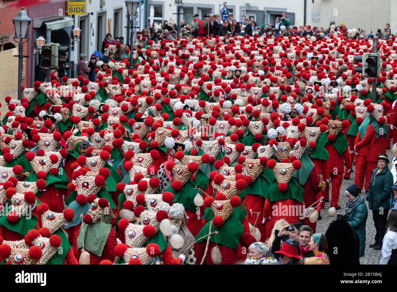 Elzach, Germany. 23rd Feb, 2020. Hundreds of fools of the Elzacher ...