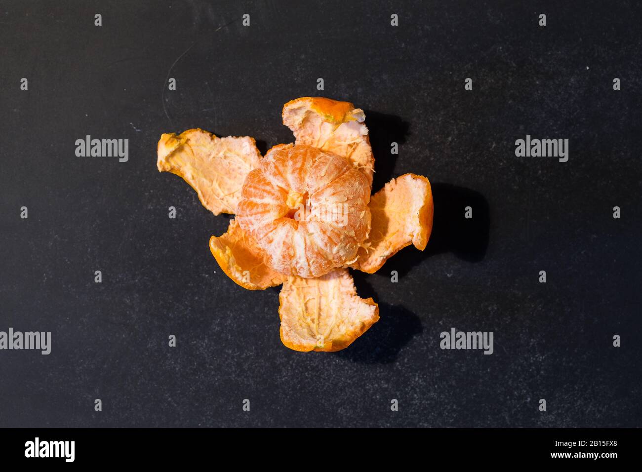 mandarin orange for healthy vegetarian or vegan eating Stock Photo - Alamy